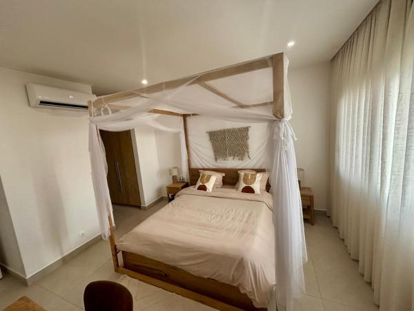 Almadies Serenity- Piscine, Gym, Rooftop Avec Ocean View - 3 Chambres, 3 Salles De Bain, Luxe & Calme - Dakar