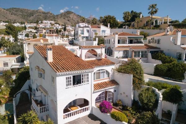The Grand Terrace Retreat Nerja - Nerja