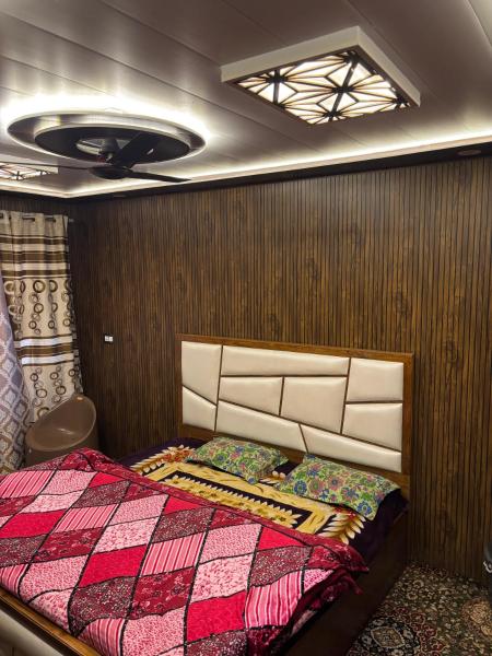 Arfat Home Stay - Srinagar
