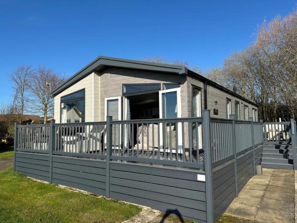 Tranquil 3 Bedroom Lodge Manor Park Hunstanton - Hunstanton