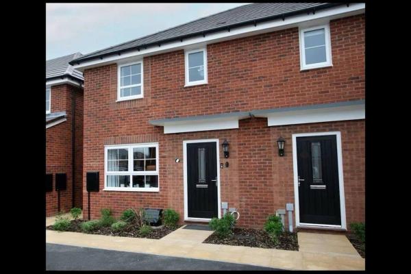Peaceful 3 Bed Rugby Family Home Contractor Friendly Near Amenities - Rugby