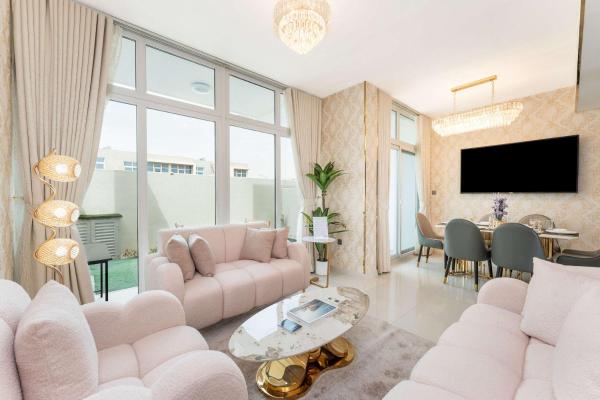 Pvh - Serene 3 Br Villa - Private Backyard - Mimosa - Dubaï