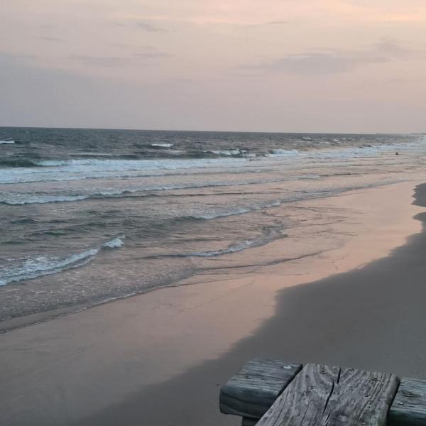 C The Sea At Ntb, Relaxing Oceanfront 1 Bedroom - North Topsail Beach, NC