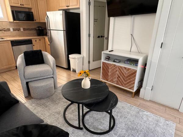 Comfy Laneway House - Burnaby