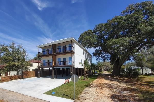 Four Palms Unit A, 500ft To Beach, Walk 2 Casinos! - Ocean Springs, MS