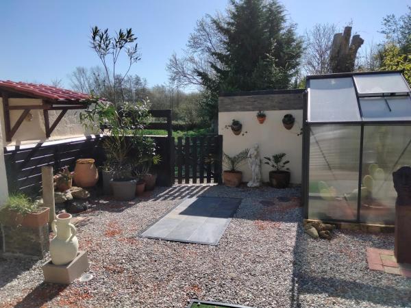 T2 Lumineux Avec Grand Patio Cœur De Fréhel, Proche Plages - Erquy