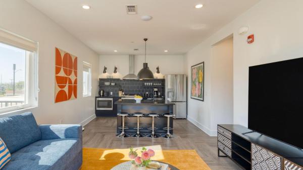 Carter Buyout - 2 Units By Avantstay - Tennessee