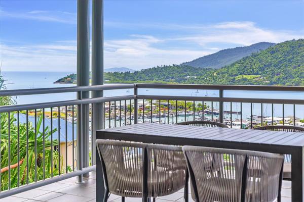 Nalu - Airlie Oceanview Escape - Airlie Beach