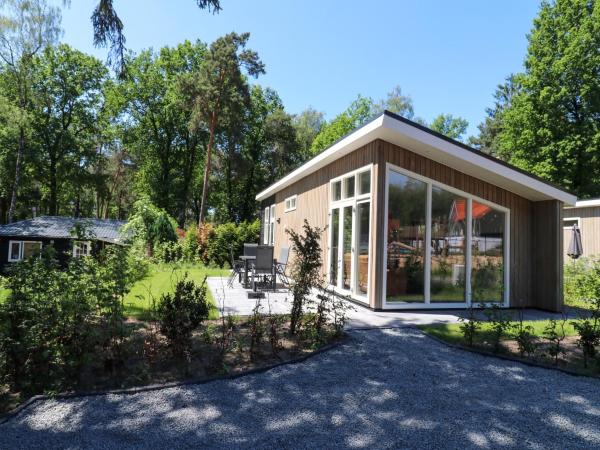 Stylish Hoenderloo Family Bungalow - Apeldoorn