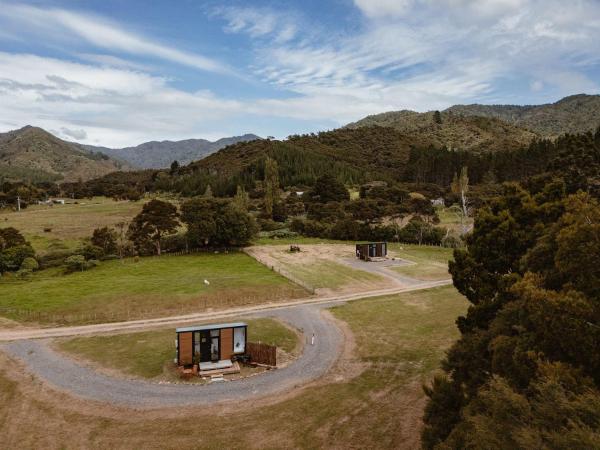 Omoho Stream X By Tiny Away - Coromandel