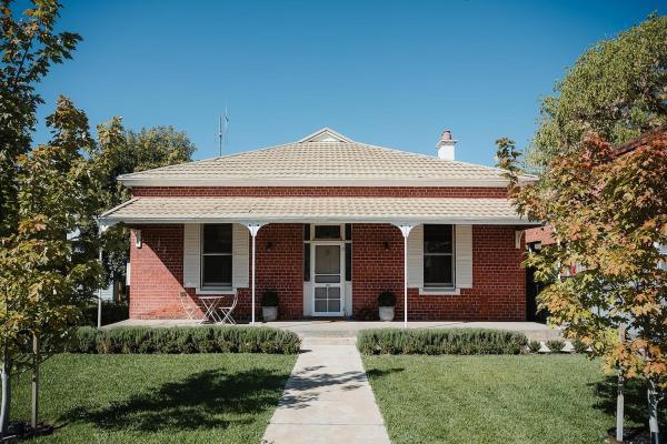 Blacksmith House On Main - Tocumwal