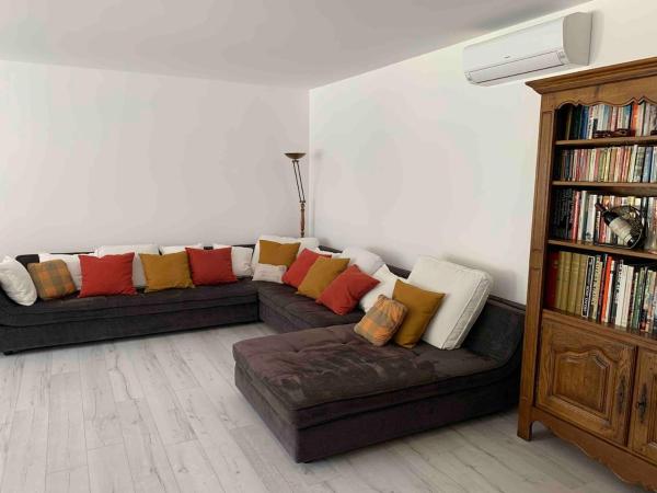 Super T3 Of 85 M2, Terrace 30 M2, Parking, Swimming Pool - La Valette-du-Var