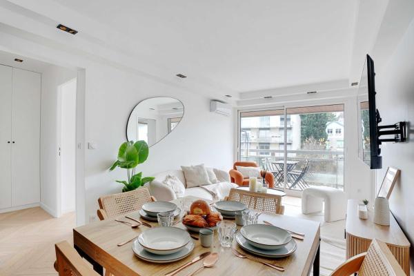 Charming Apt With Ac & Balcony - Puteaux