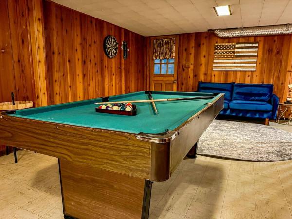 Elegant 4br Princeton Escape • Game Rm • Big Yard - Princeton, NJ