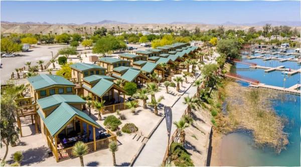 Pirate Cove Resort - Topock, AZ