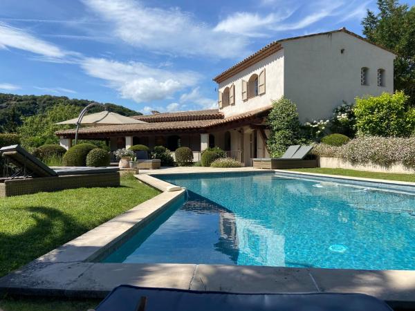 Une Parenthèse Campagne Chic Au Cœur De La Nature - Nice