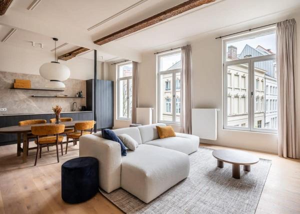 Stylishly Renovated Apartment With City View - Ghent (Belgium)