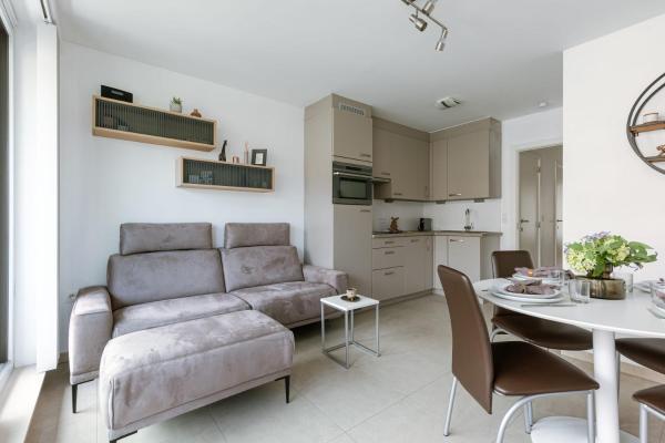 Casiola - Spacious & Light Apartment With Double Terrace - Nieuwpoort
