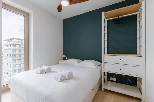 Bright & Cozy Stay Near Oostende Beach - オーストエンデ