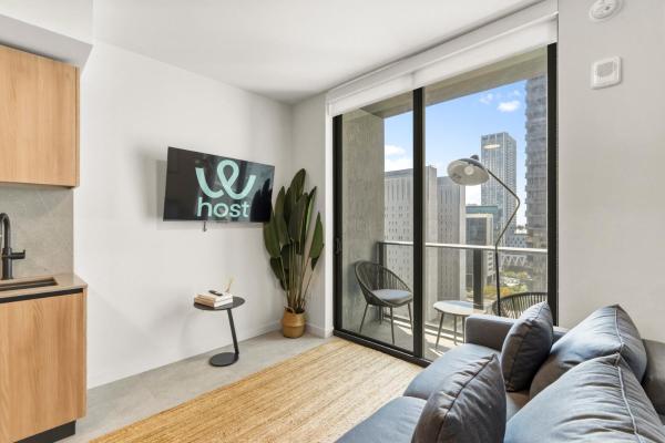 Refined Urban Stay At 501 First - Resort-style Amenities - Miami, FL