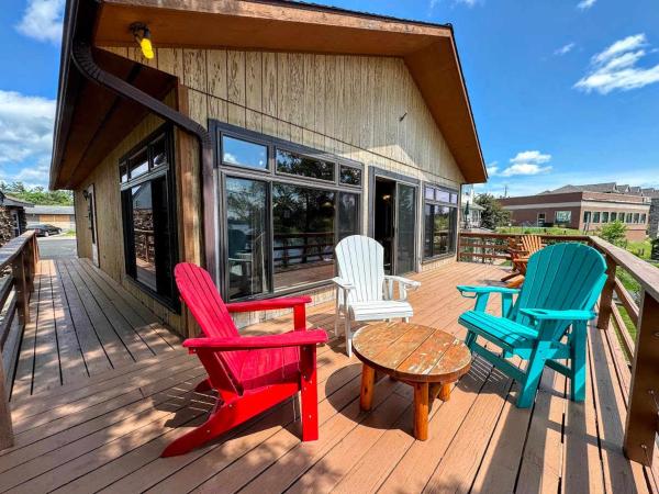 Island Cove #9 - On Minocqua Lake - Minocqua, wI
