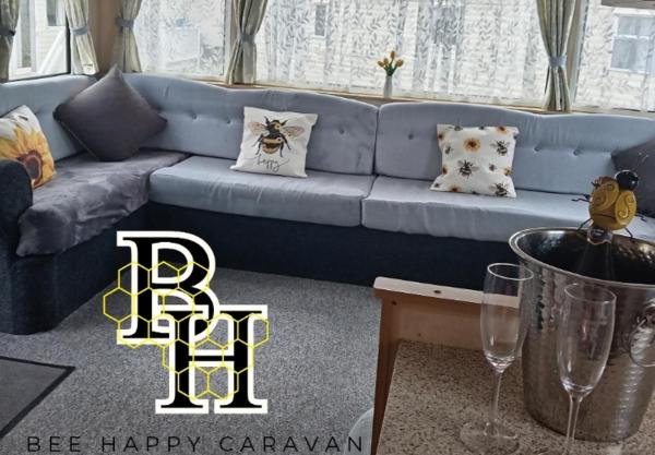Bee Happy Caravan - Abergele
