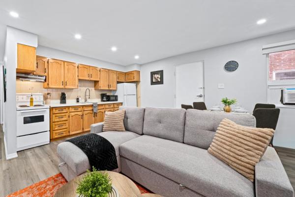 Casa Hotels College Modern Suite Near Dufferin Grove Transit Line - Lakeshore