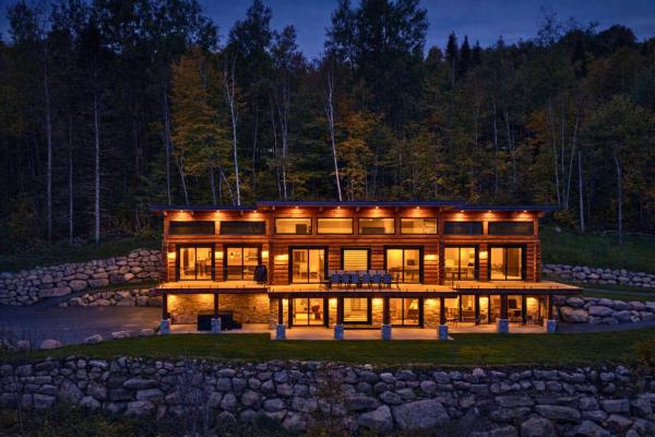 Sommet White Golf Hot Tub Ski 10min - Laurentides