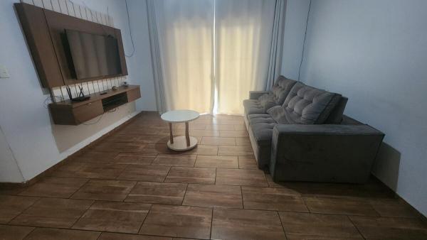 Apartamento Com 3 Quartos, 2 Banheiros E 2 Vagas De Garagem - Conselheiro Lafaiete