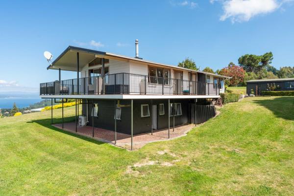 Heights Haven - Acacia Bay Holiday Home - New Zealand