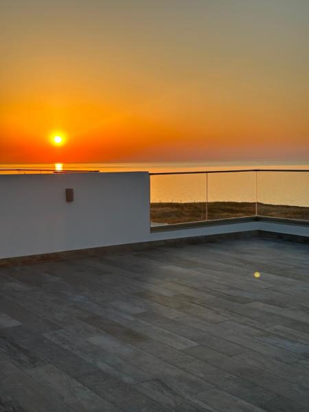 Penthouse Med Privat Saltvannsbasseng På Esentepe Beach - Girne