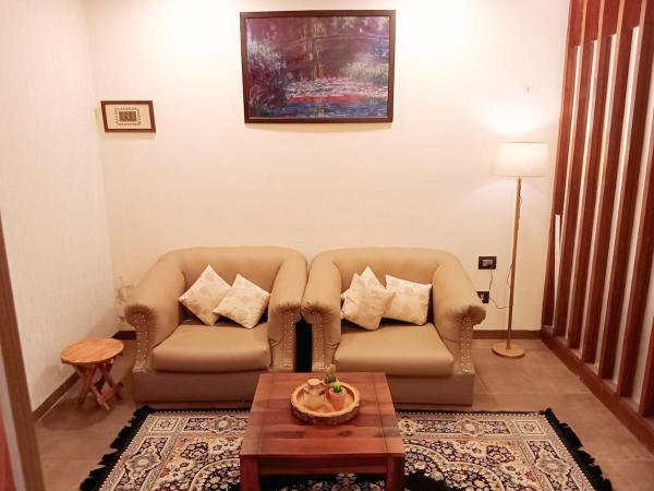 Pine Breeze Studio Apartment - Dehradun