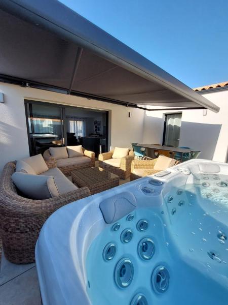 Villa 2026 Classée 4 éToiles Avec Jacuzzi Proche Plages - Royan
