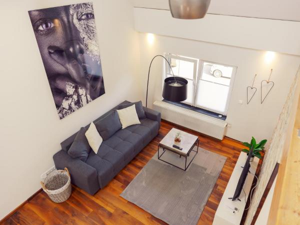 Modernes Haus Mit Dachterrasse Und Klimaanlage - Erkelenz