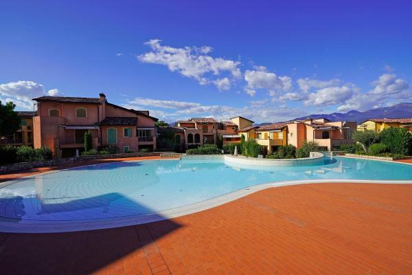 Borgo Del Torchio - Gardagate - Manerba del Garda