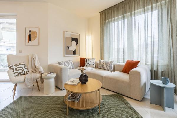 3 Bedroom Spacious & Modern Apartment With Patio - Iráklion