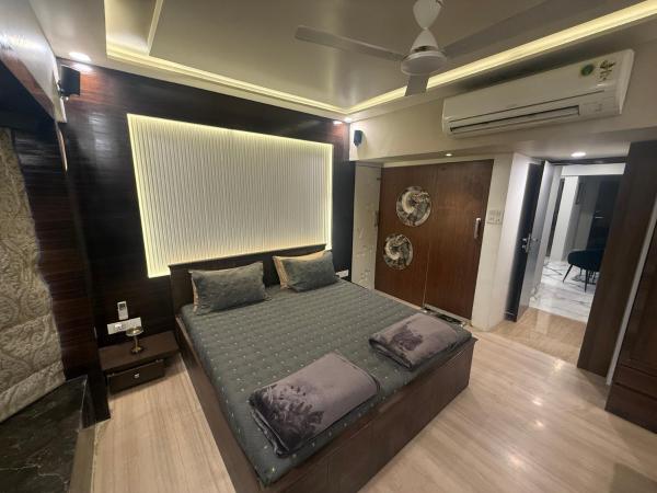 Bandra’s Prime Luxurious 2 Bhk - Mumbai