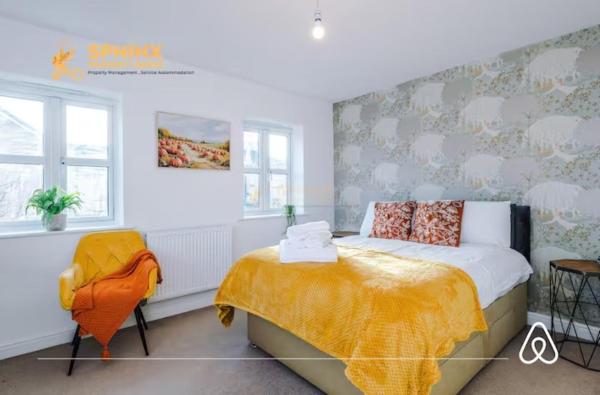 Convenient Manchester Family Stay With Parking - Altrincham