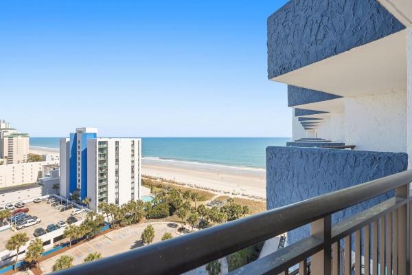 Bluewater Breeze Ocean View Resort Getaway - South Carolina
