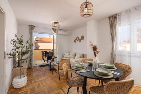 Apt Xenia Walk To Beach With Balcony - Happy Rentals - Ližnjan