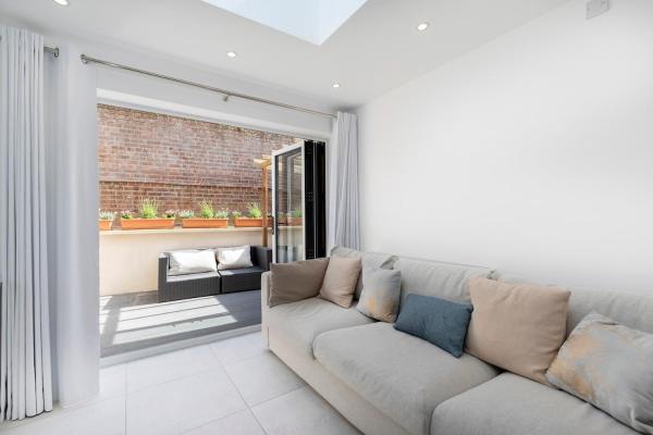 Luxury Central Cheltenham Basement Retreat - Cheltenham