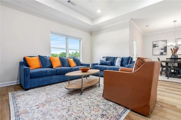 Southern Serenity At Farmville Lakes - Auburn, AL