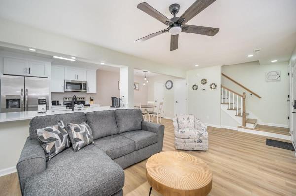 Pet Friendly Tidal Retreat Steps To Sand - Myrtle Beach, SC