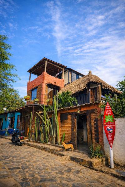 Hugo's Place - Taganga