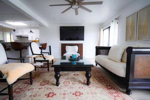 Gated Beachside Stay W Pool & Hot Tub - Camarillo, CA
