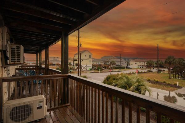 Surf City Stay Motel Unit - Walk To Beach - North Carolina