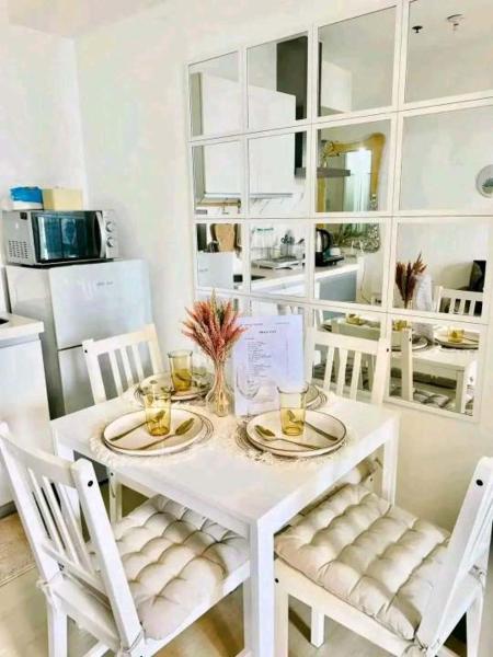 Urban Oasis Staycation - Bacoor