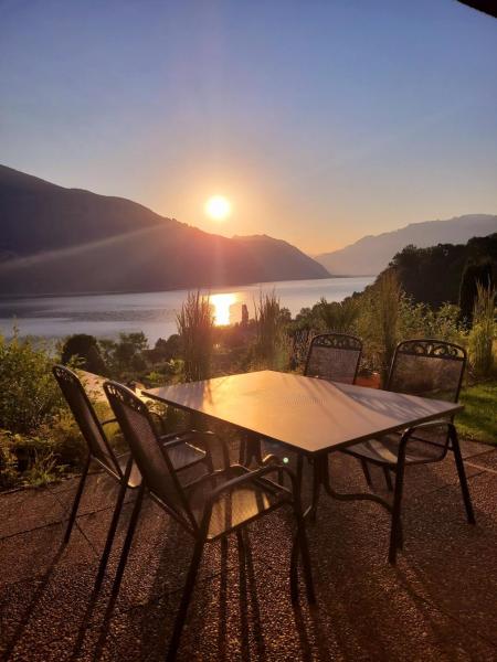 Pura Vida Garden & Lakeview Apartment - Faulensee