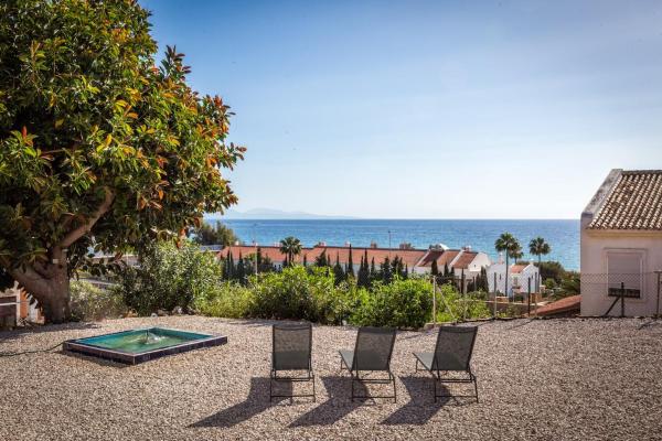 Beachside Villa By Playa De La Duquesa, Manilva, Costa Del Sol - Sotogrande
