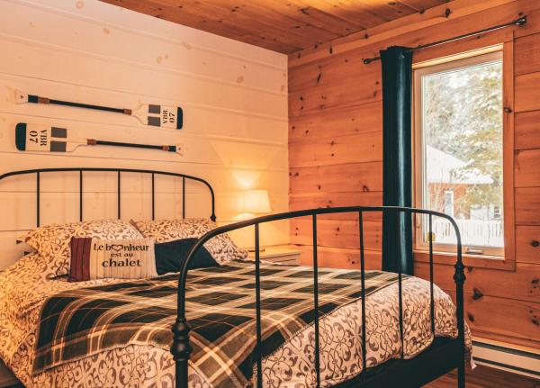 Chalet Le Cozy, Spa Et Sauna - Saint-Donat